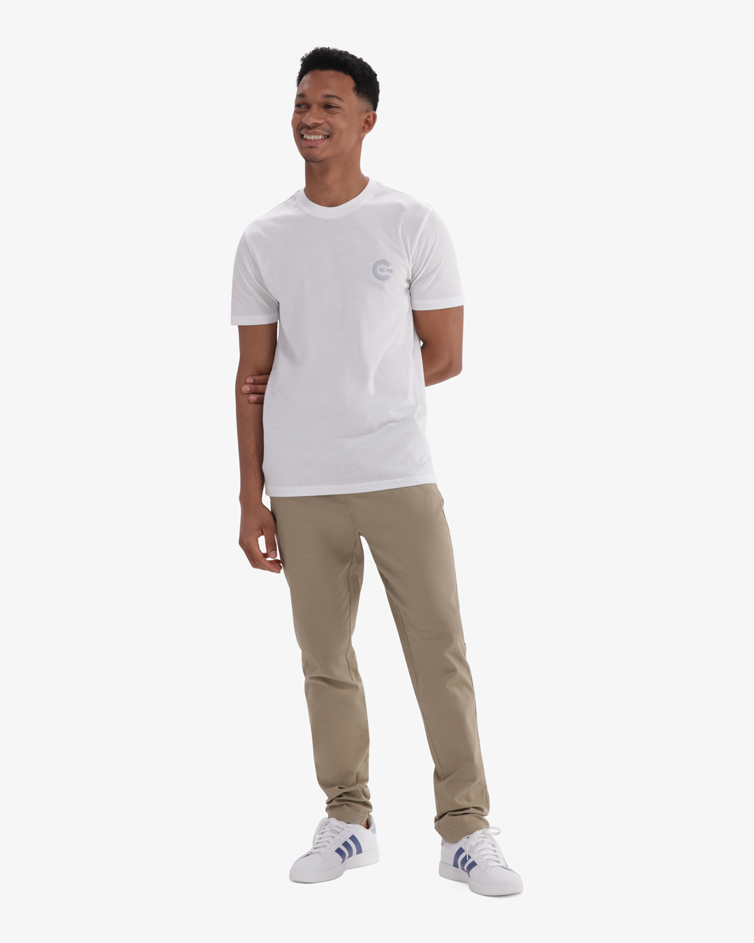 Classic M Ess EST 1938 RMT14838FG White